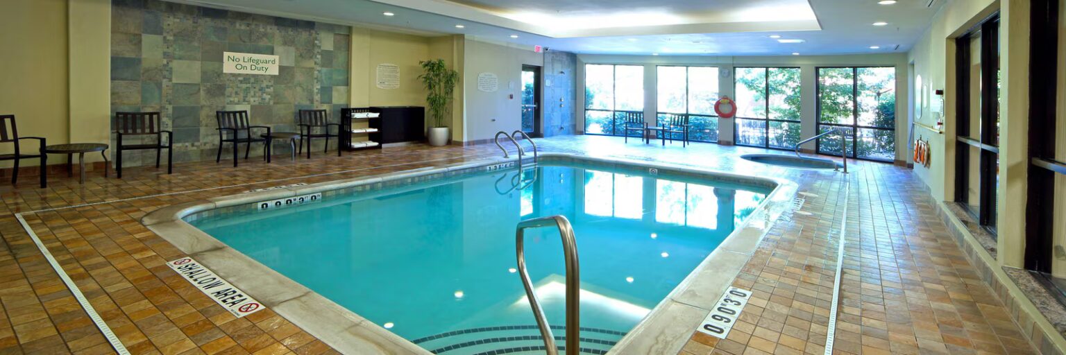 Courtyard by Marriott Hamilton-pool | CCT Hockey | Youth and Adult ...